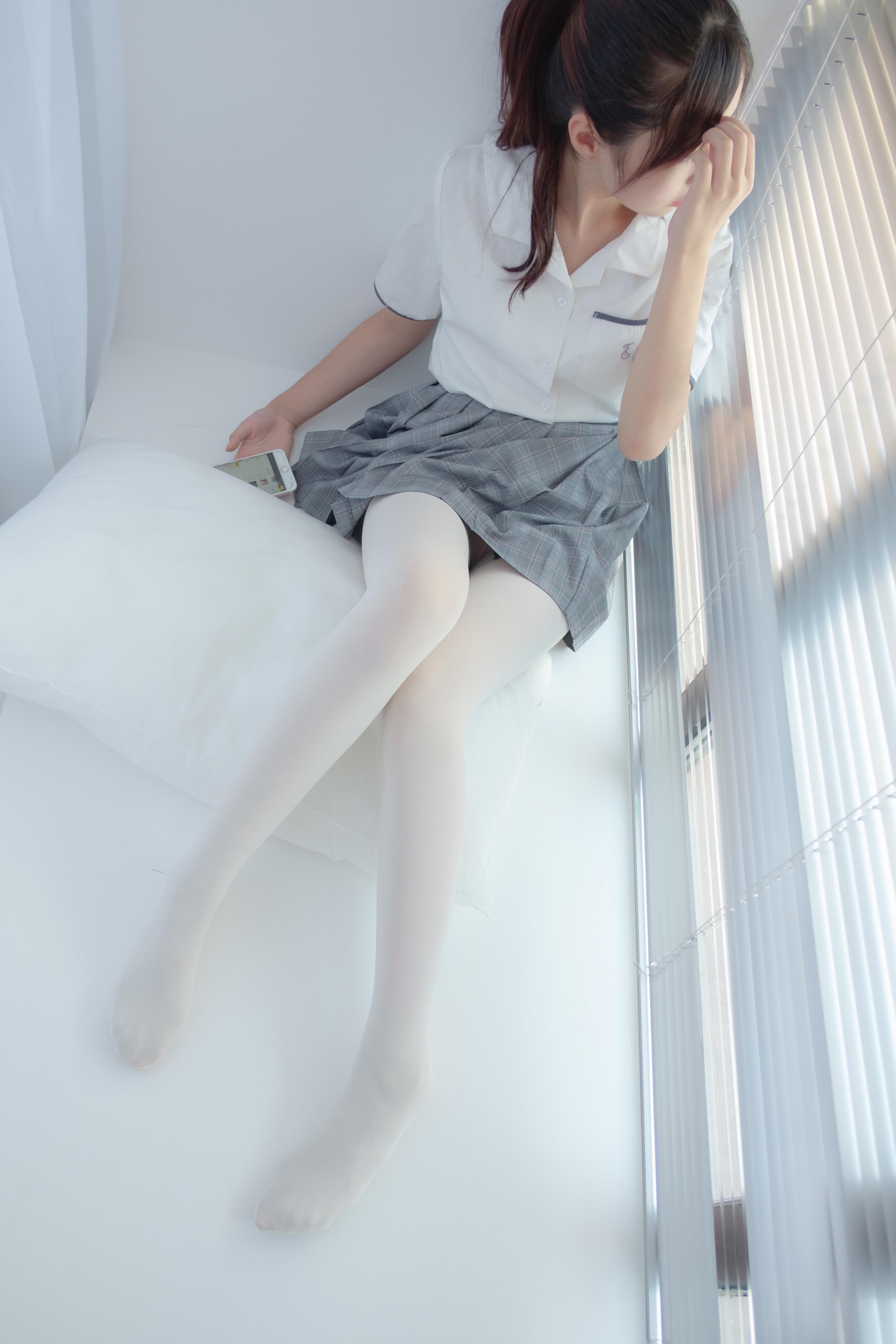 森萝财团 R15 028 吹弹可破[96P] - 库里丝